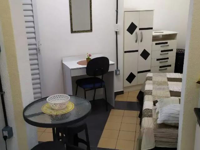 Kitnets e Studios Mobiliados com todas as despesas inclusas água, luz, internet, iptu, condomínio