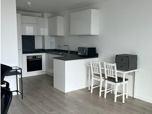 Kitson House, London E3, 1 bed flat to rent, £1,750 pcm | PrimeLocation