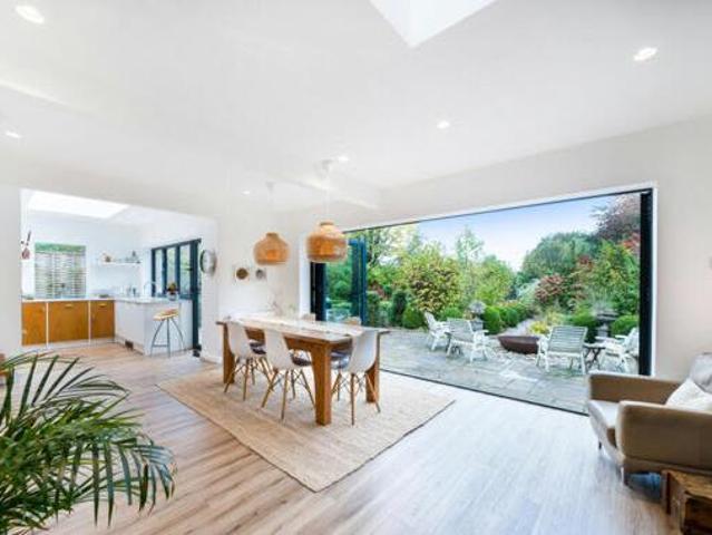 Kitsmead Lane, Longcross, 4 Bedroom Bungalow