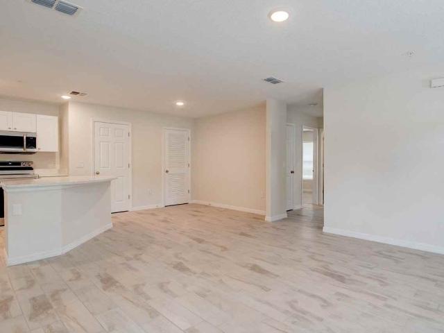 Kiwi Apartments 3 Bedroom Apartment for Rent at 829 E Wildmere Ave, Longwood, FL 32750