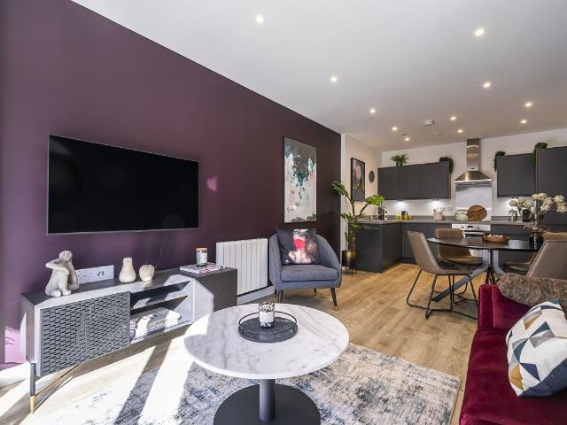 Kooky Bishops Stortford, Sextons Road Bishops Stortford CM23, 2 bed flat to rent, £2,100 pcm | PrimeLocation