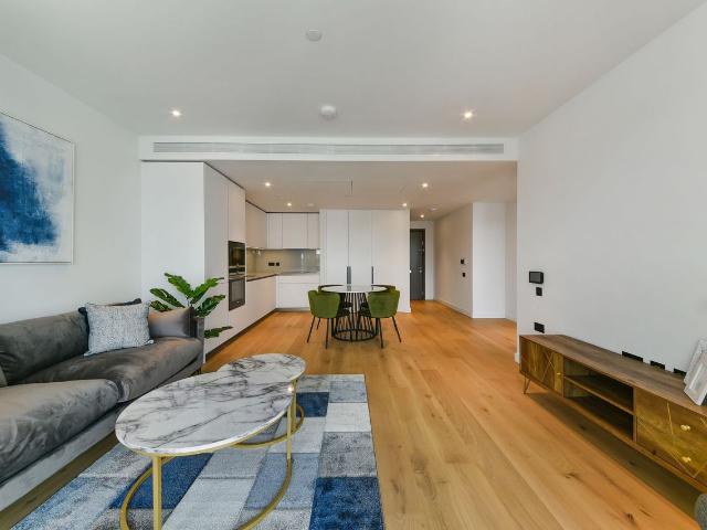 Koa House, London, SW11 | £4,333 PCM | To let