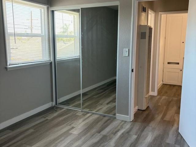 KOSOO 03 2 Bedroom Apartment for Rent at 7411 S Hoover St, Los Angeles, CA 90044