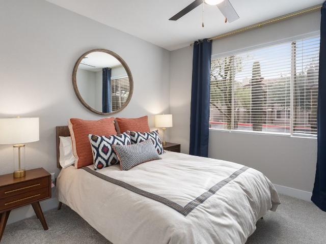 Kota North Scottsdale 1 Bedroom Apartment for Rent at 16356 N Thompson Peak Pkwy, Scottsdale, AZ 85260
