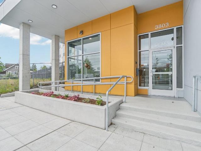 Koz at Othello Station Studio Apartment for Rent at 3803 S Warsaw St, Seattle, WA 98118 Mid Beacon Hill