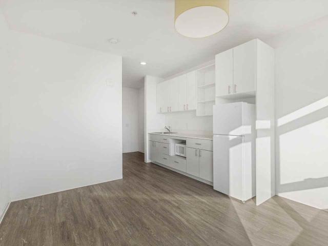 Koz on Market Studio Apartment for Rent at 1554 Market St, Tacoma, WA 98402 New Tacoma