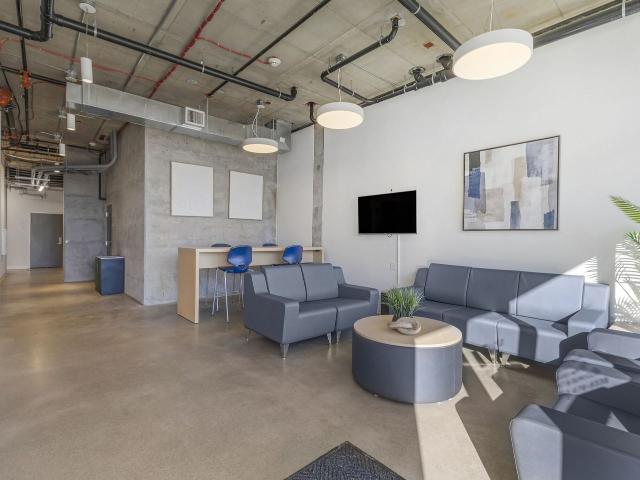 Koz on Market Studio Apartment for Rent at 1554 Market St, Tacoma, WA 98402 New Tacoma