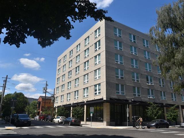 Koz on NW 16th Studio Apartment for Rent at 1611 Nw Marshall St, Portland, OR 97209 Northwest District