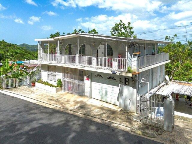 Km Manuel Fernandez Juncos #,toa Alta, Home For Sale