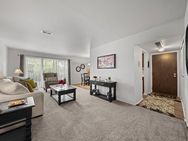 Knottingham Apartments 2 Bedroom Apartment for Rent at 23128 Wellington Cres, Mount Clemens, MI 48036 Clinton Township