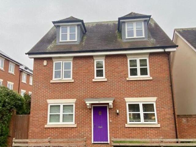 Knowle Avenue, Knowle, 4 Bedroom Detached