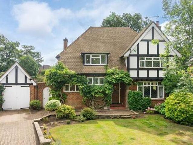 Knowle Park, Cobham, 4 Bedroom Detached
