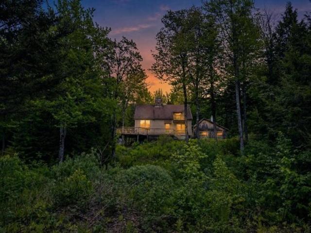 Knowles Hill Rd, Alexandria, Home For Sale