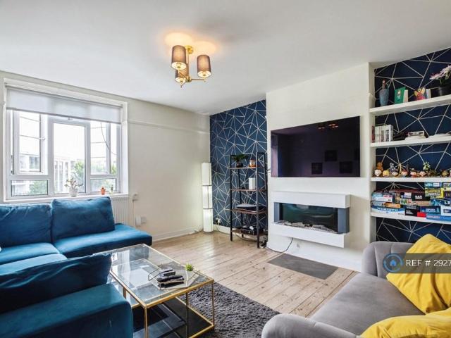 Knowlton House, London, SW9 2 bed flat to rent £2,300 pcm £531 pw