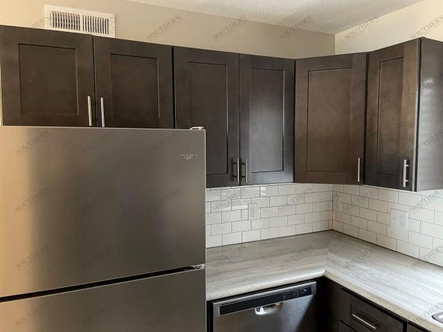 Knox Manor 1 Bedroom Apartment for Rent at 550 Winfield Dr, Bowling Green, KY 42103
