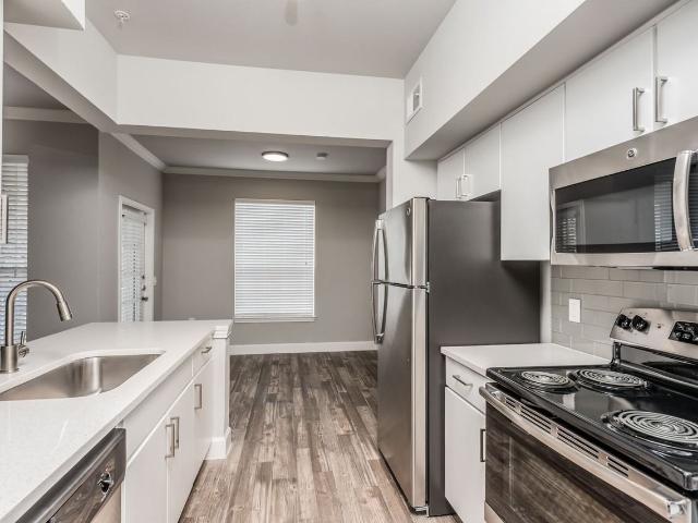 Knox at Shadowlake 1 Bedroom Apartment for Rent at 12360 Richmond Ave, Houston, TX 77082 Eldridge West Oaks