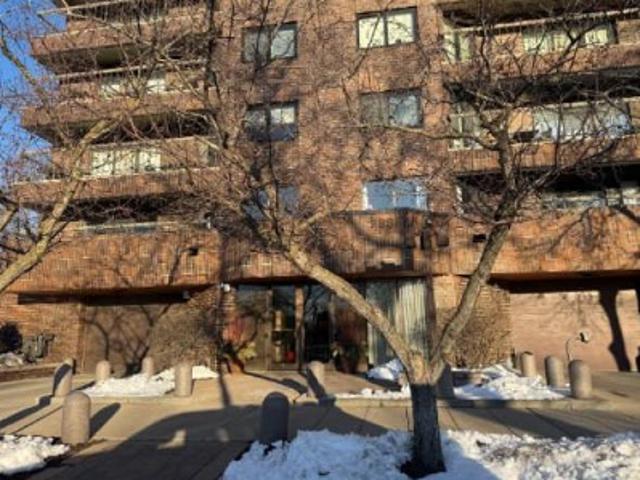 Knox Ave S Apt 803