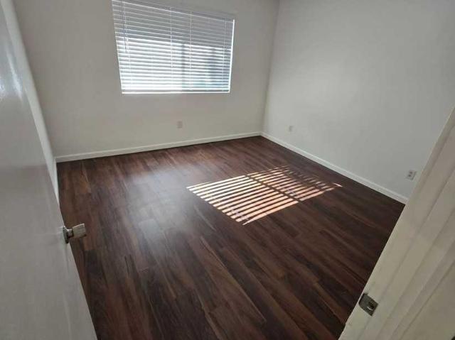 Knox: Franklin Ln 2 Bedroom Apartment for Rent at 722 Franklin Ln, Vista, CA 92084 Vista