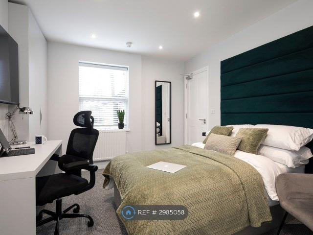Knox Road, Wellingborough NN8, Room to rent, £750 pcm | PrimeLocation