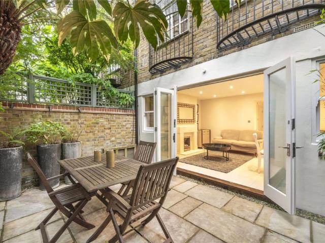 Knox Street, Marylebone, London, W1H 4 bed terraced house to rent £11,483 pcm £2,650 pw