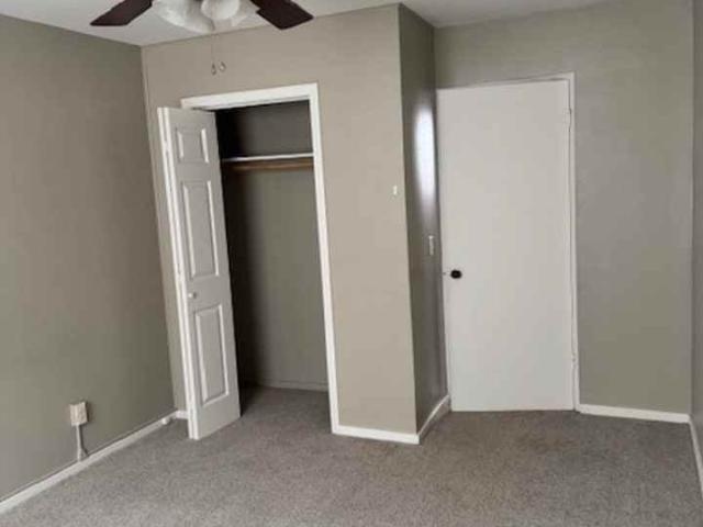 Knoxville Manor 1 Bedroom Apartment for Rent at 4817 N Knoxville Ave, Peoria, IL 61614