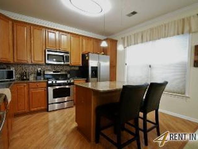 Knob Hill Rental