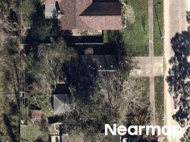 Knobby Knoll Dr