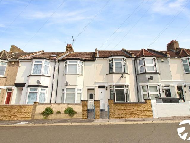 Knockhall Chase, Greenhithe, Kent DA9, 3 bed terraced house to rent, £1,700 pcm | PrimeLocation