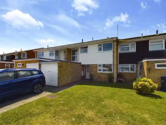 Knockholt Road, Cliftonville. 3 bed terraced house for sale.