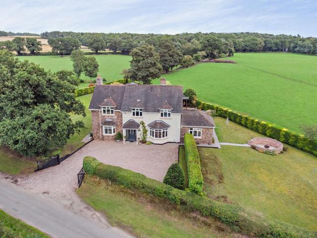 Knockin, Oswestry 5 bed detached house to rent £2,290 pcm £528 pw