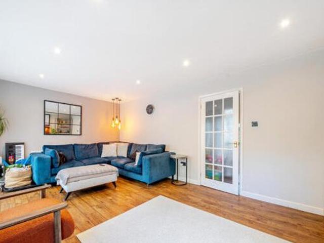 Knoll Crescent, Northwood, 3 Bedroom Semi detached
