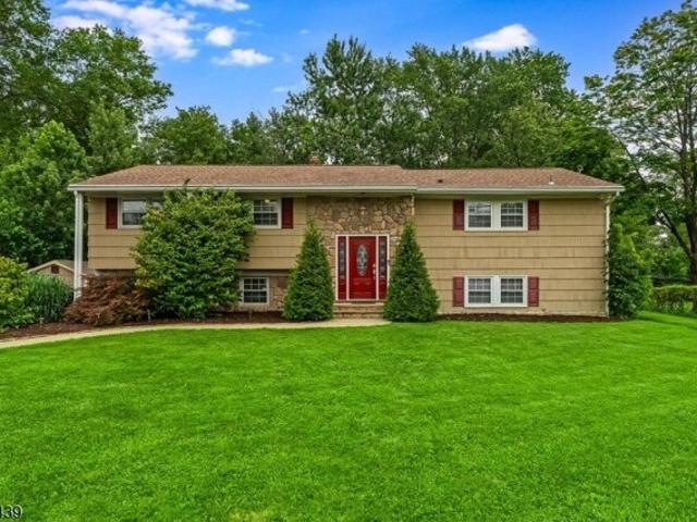 Knoll Rd, Parsippany Troy Hills Township, Home For Sale