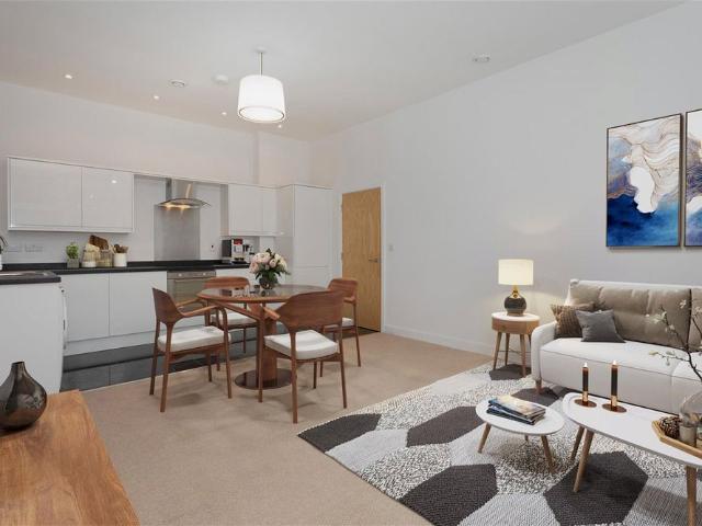Knoll Road, Camberley, Surrey, GU15