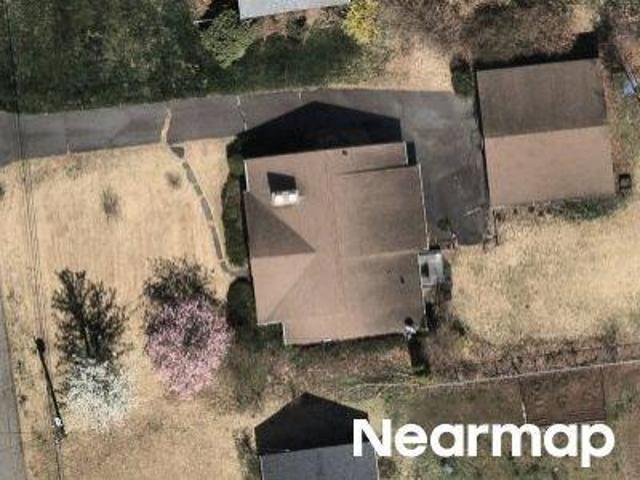 Knollwood Dr