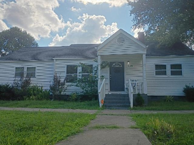 Knollwood Dr