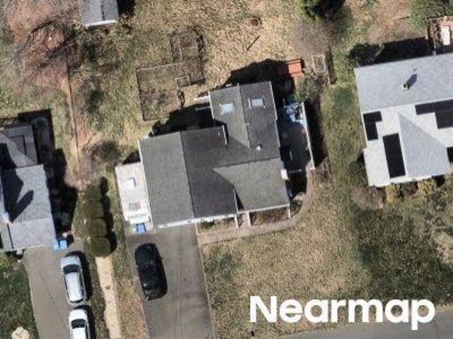 Knollwood Dr