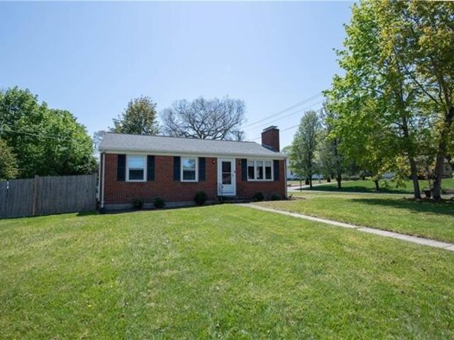 Knollwood Dr, Cumberland, Home For Sale