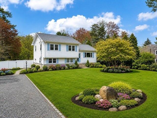 Knollwood Dr, Mattapoisett, Home For Sale