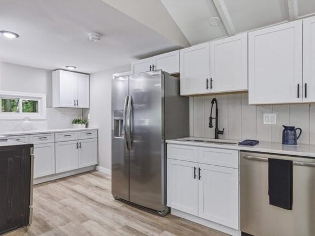 Knollwood Rd, Brimfield, Home For Sale