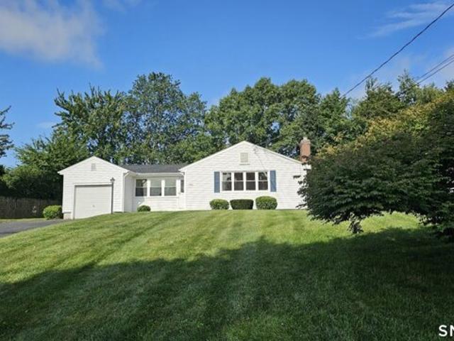 Knollwood Rd, West Hartford, Home For Sale