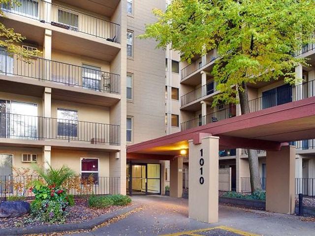 Knollwood Towers West Apartments Studio Apartment for Rent at 1010 Lake St Ne, Hopkins, MN 55343