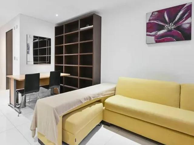 Knollys House, Compton Place, London, WC1H 9SE, United Kingdom | Studio apartment for rent #139266514 | Rentberry