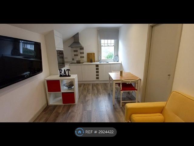 Knollys Road, London SW16, 1 bed flat to rent, £1,350 pcm | PrimeLocation