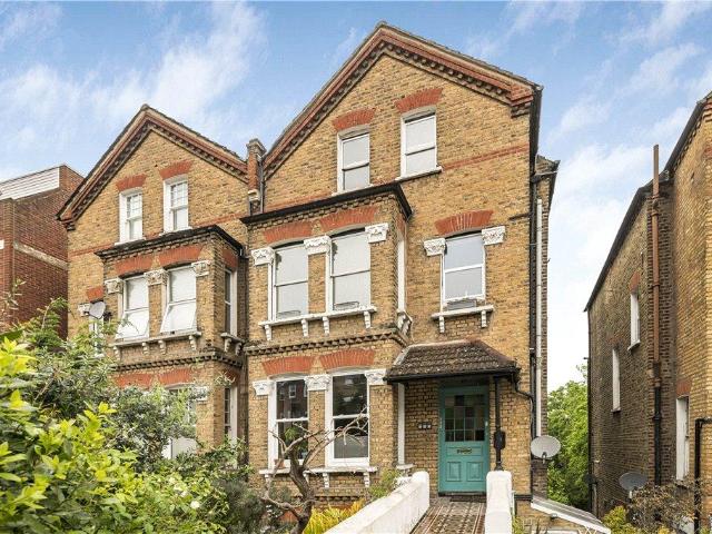 Knollys Road, London, SW16 2 bed apartment to rent £2,000 pcm £462 pw