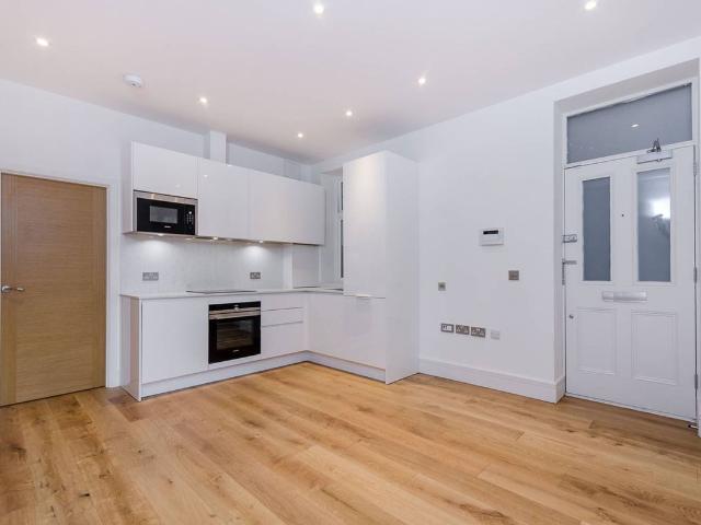 Knatchbull Road SE5, Camberwell, London, 1 bed flat to rent, £2,300 pcm | PrimeLocation