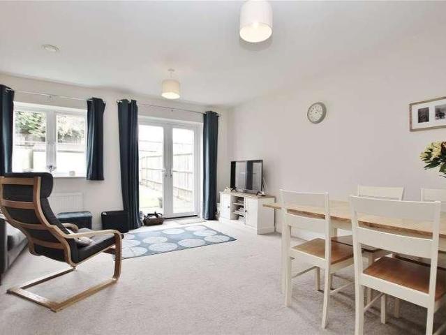 Knaphill, Woking, GU21