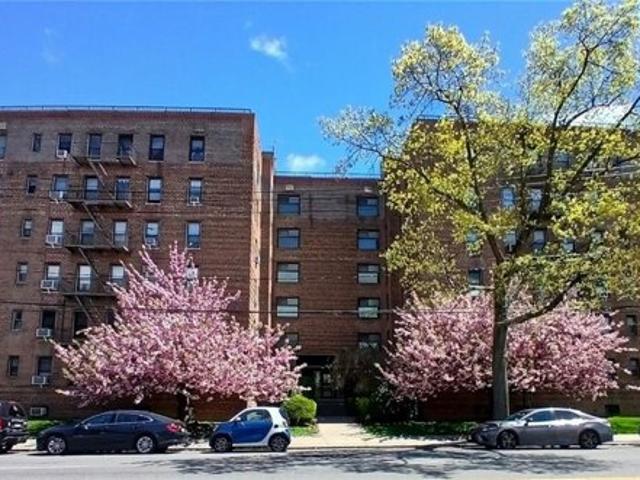 Knapp St Apt A, Brooklyn, Property For Sale