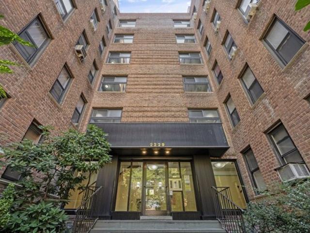 Knapp St Apt D, Brooklyn, Property For Sale