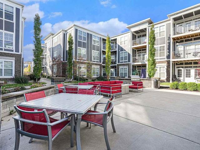 Knapp's Corner Flats 2 Bedroom Apartment for Rent at 3000 Knapp St Ne, Grand Rapids, MI 49525 Northeast Grand Rapids