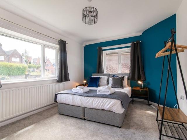 Kneeton Vale, Sherwood, Nottingham NG5, 3 bed semi detached house to rent, £1,195 pcm | PrimeLocation